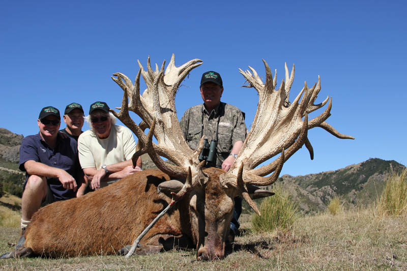 World Record SCI Red Stag Deer taken Spey Creek Trophy Hunting New ...